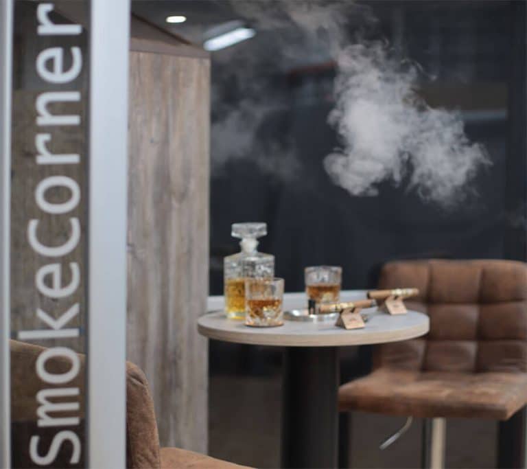 Ausstattung für Ihren Raucherraum ️ | SmokeCorner